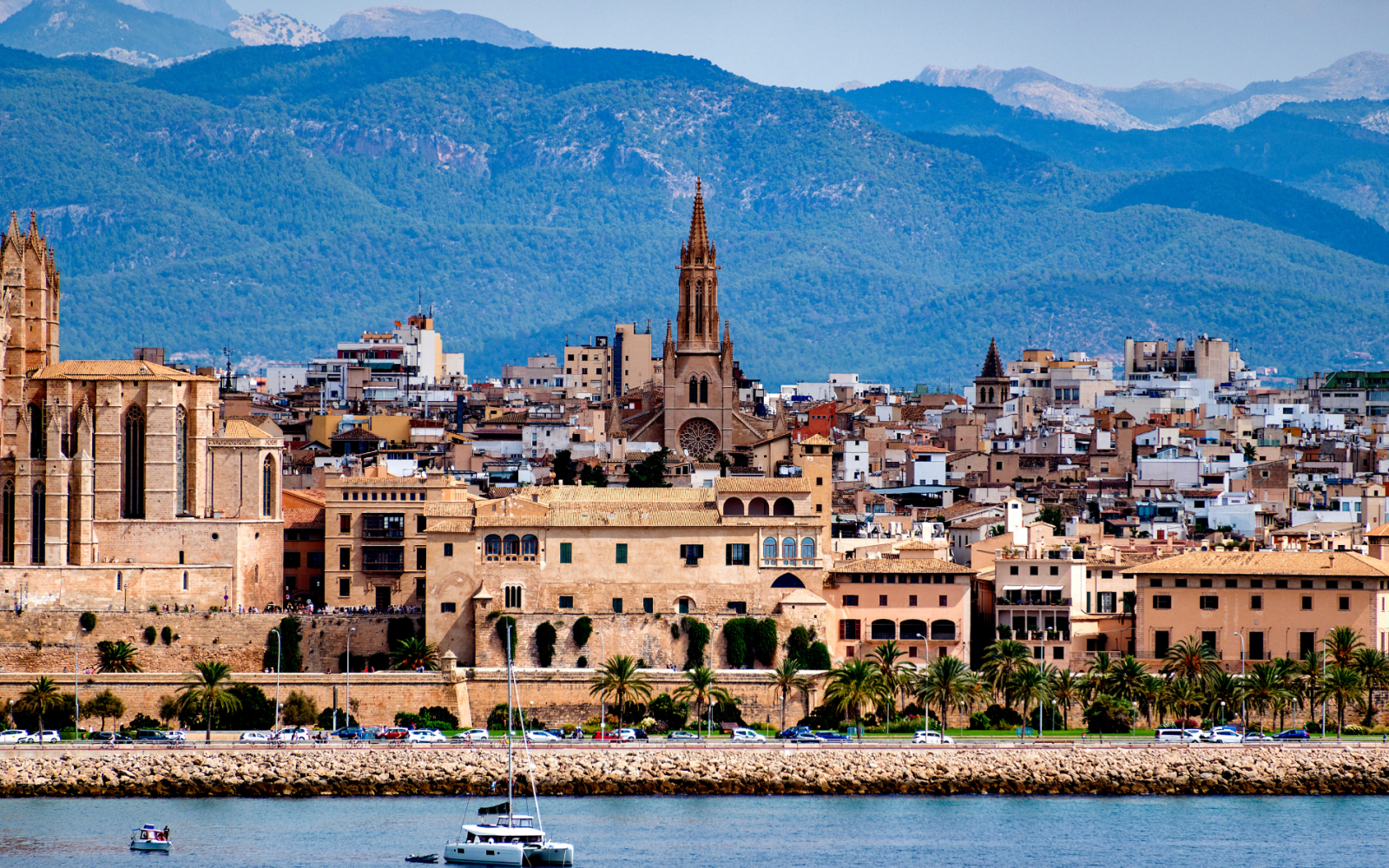 Best Things to Do in Palma de Mallorca, Spain | Leonardo Hotels